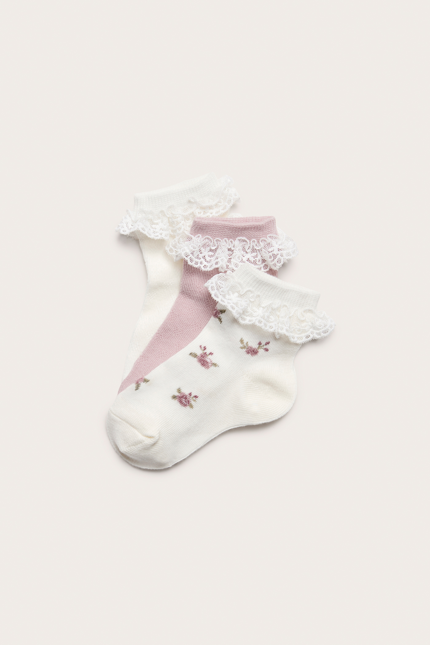 Socks with frill (3-pack) | Newbie